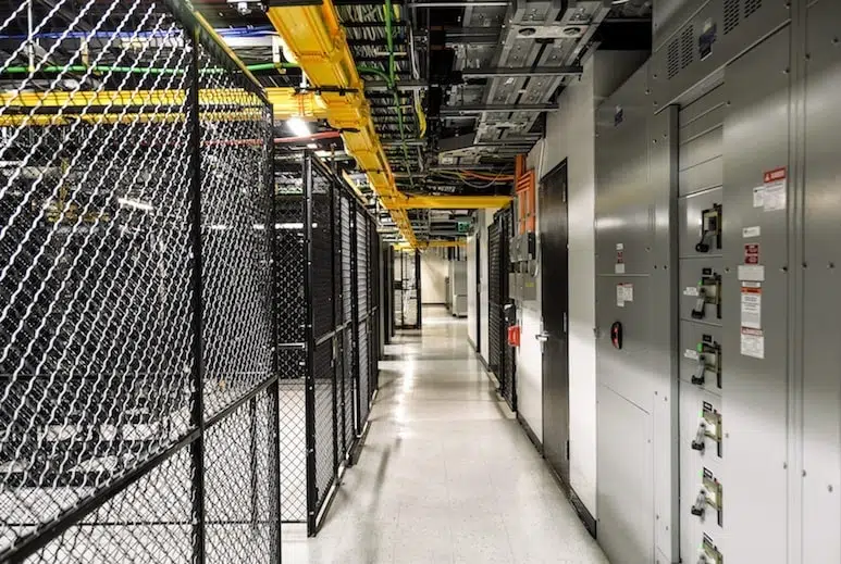 Los Angeles Data Center (LAX2) - Evocative Data Centers