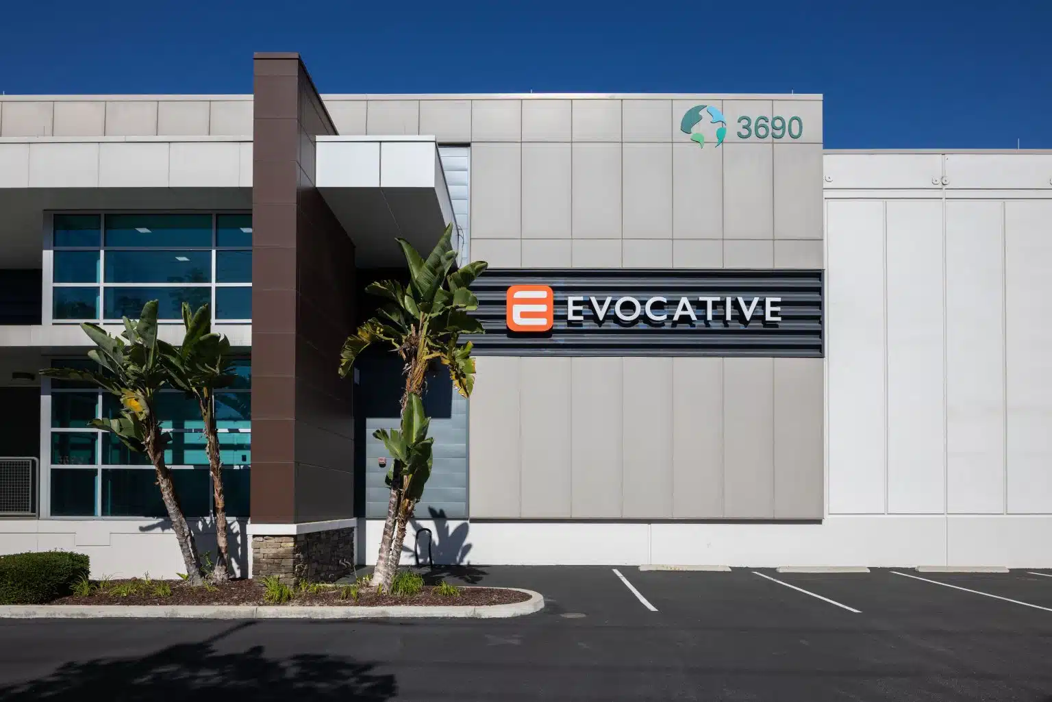 Redondo Beach Data Center (LAX14) - Evocative Data Centers