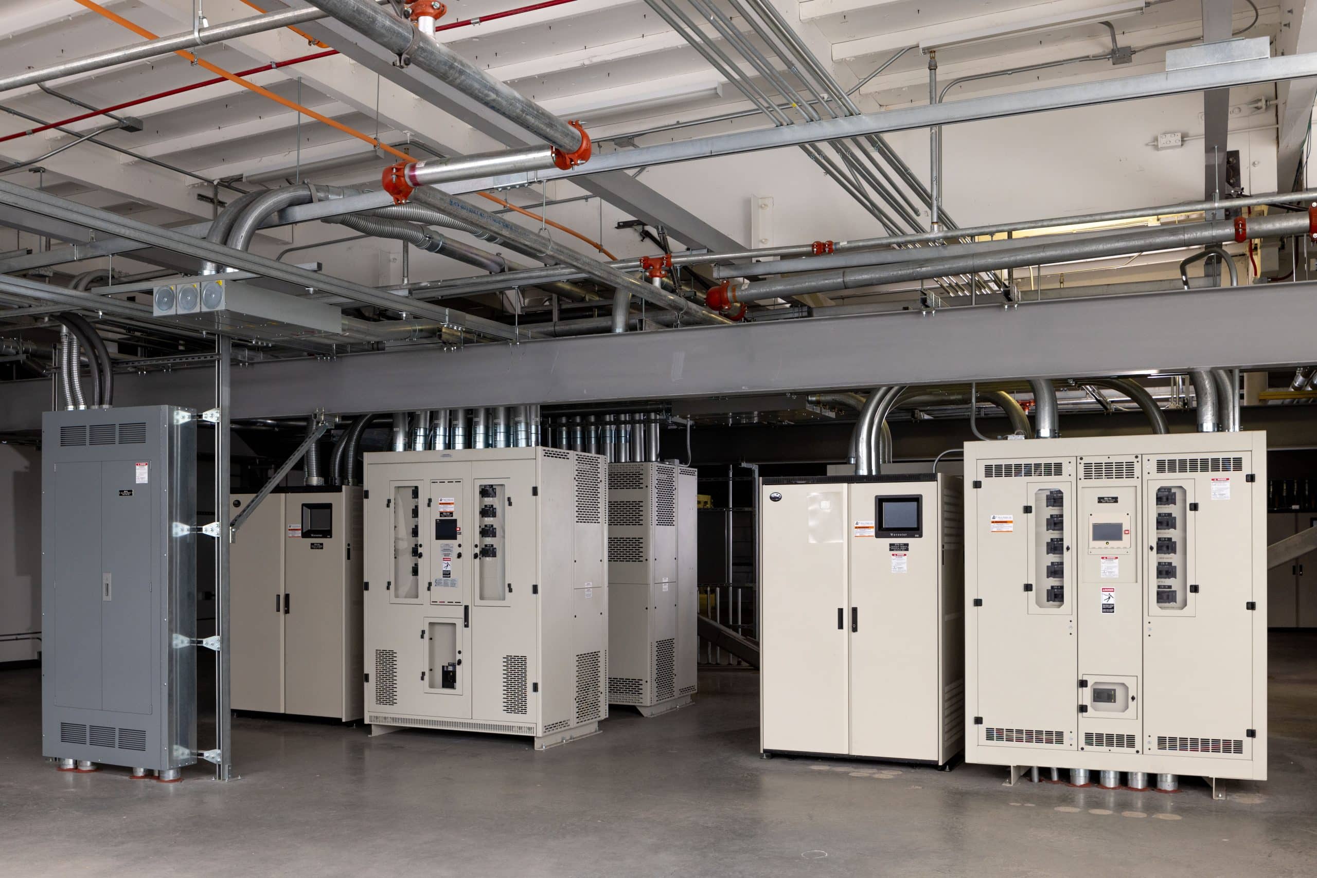 Redondo Beach Data Center (LAX14) - Evocative Data Centers